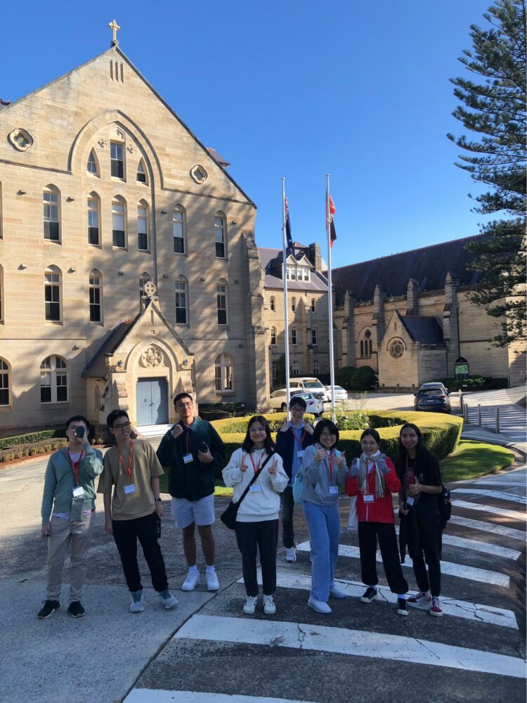 สสวท. นำนักเรียนทุน พสวท. เข้าร่วมกิจกรรม The 43rd Professor Harry ...